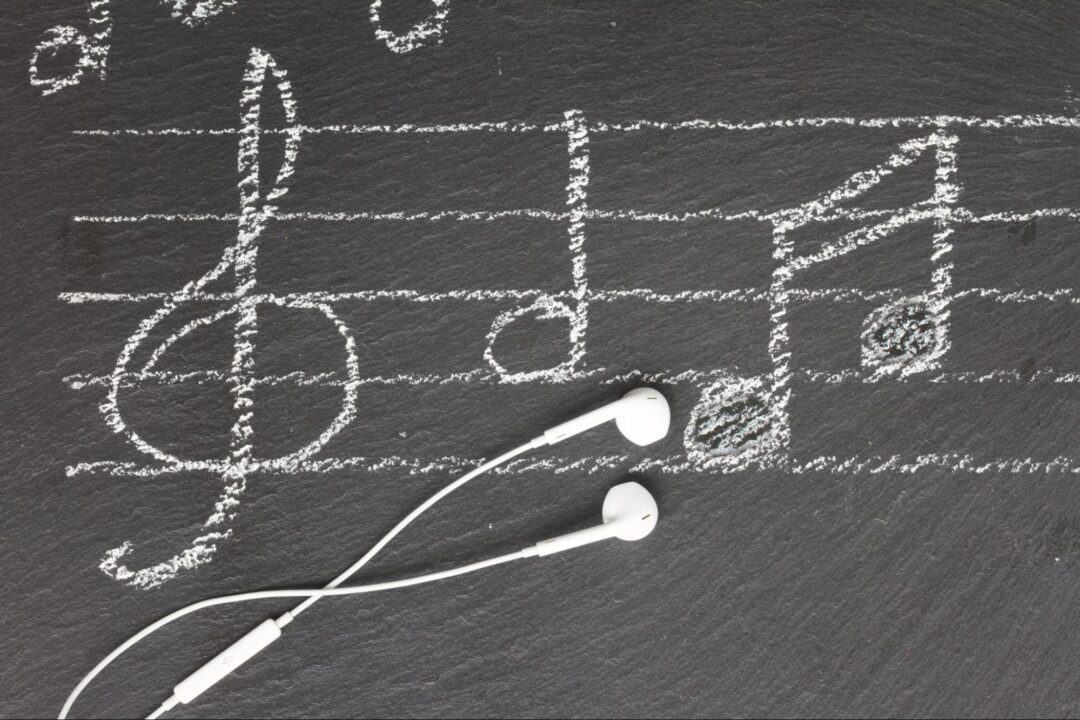 Clave de sol, ¿qué es, para qué sirve y cómo se muestra en un pentagrama?